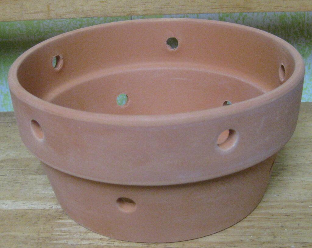 Air Flo Shallow Clay pot with holes - 6" x 3" high